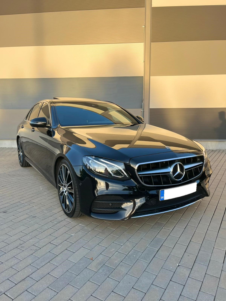 Mercedes-Benz 350d, 258PS, Full Digital Dashboard, AMG Interiér + AMG ...